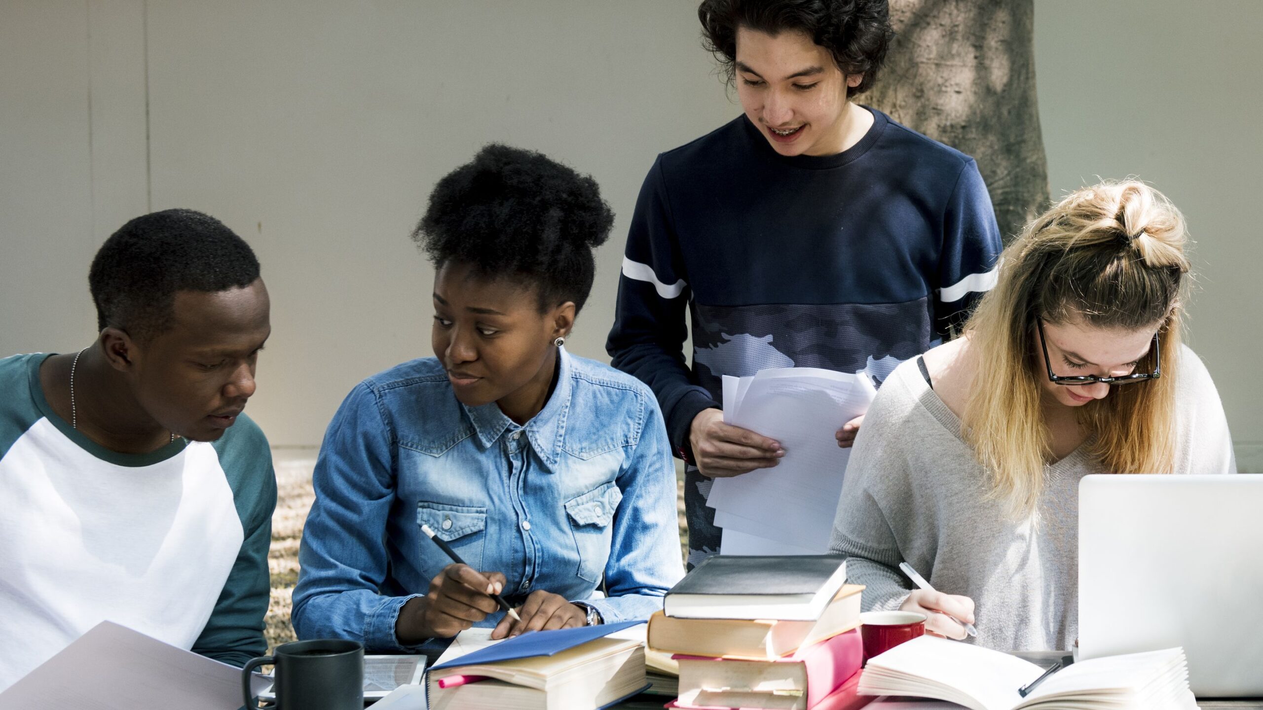 10 Tips to Improve Student who is Struggling with Reading. - School ...
