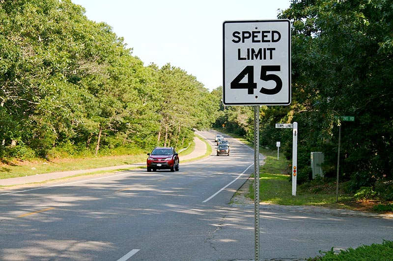 8 Popular Traffic Signs In Nigeria And Their Meaning - School Drillers