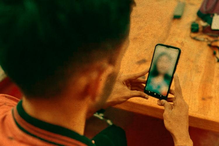 Why Scammers Do Not Video Call On WhatsApp - School Drillers