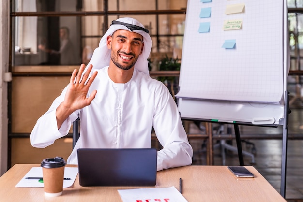 How Much Does A Professor Make In Dubai? - School Drillers