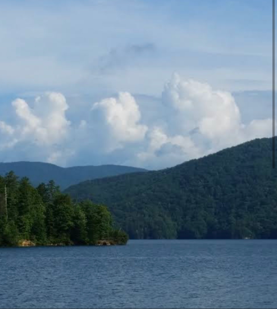 Discover The Top 10 Deepest Lakes In The World - School Drillers