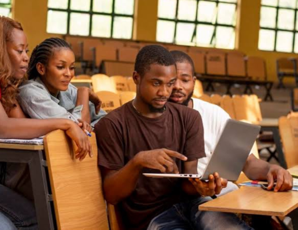 How To Make Learning As Addictive As Social Media - School Drillers