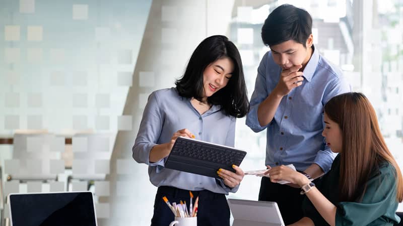 A Complete List Of Careers In The Business And Finance - School Drillers